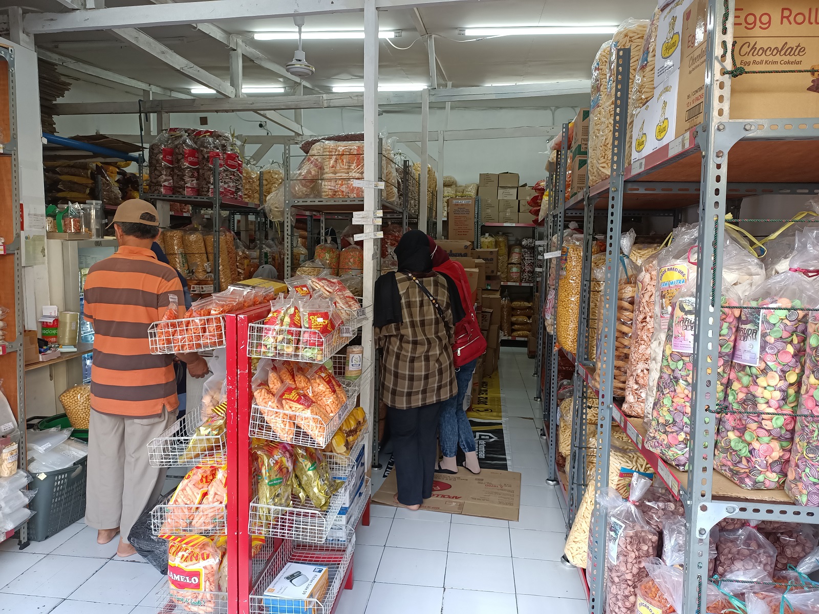 AGEN SNACK KILOAN TERLARIS